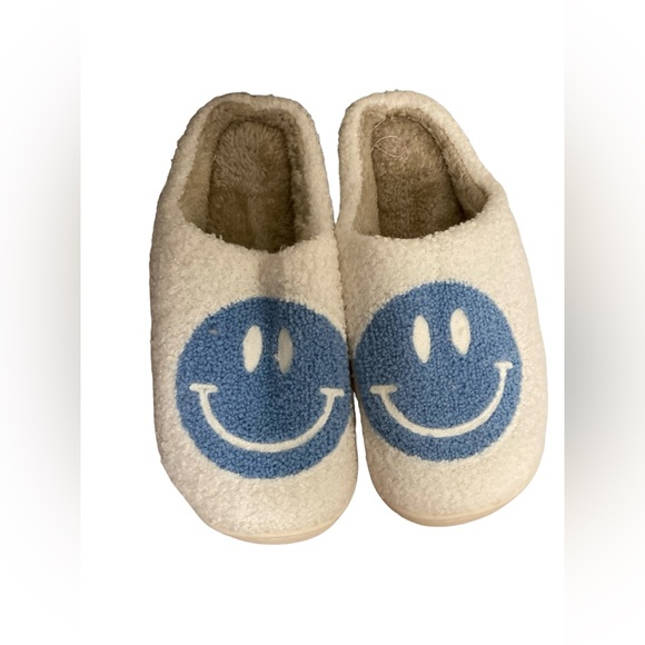 Shoes | Smiley Face Womens Slippers | Poshmark